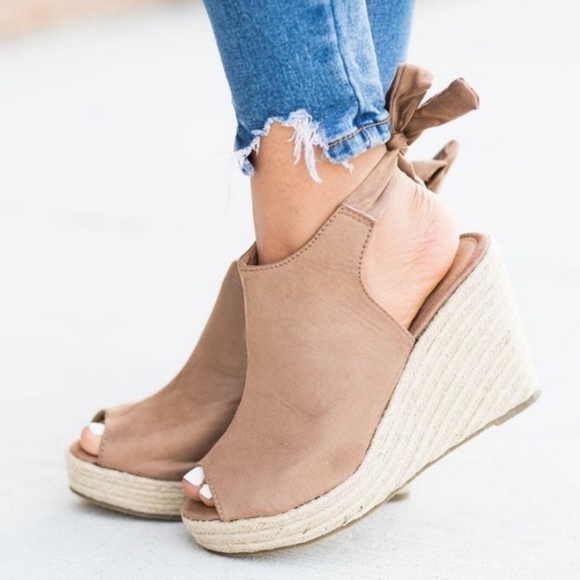 Refresh | Shoes | Refresh Wedge Ankle Tie Sandals Size 8 | Poshmark